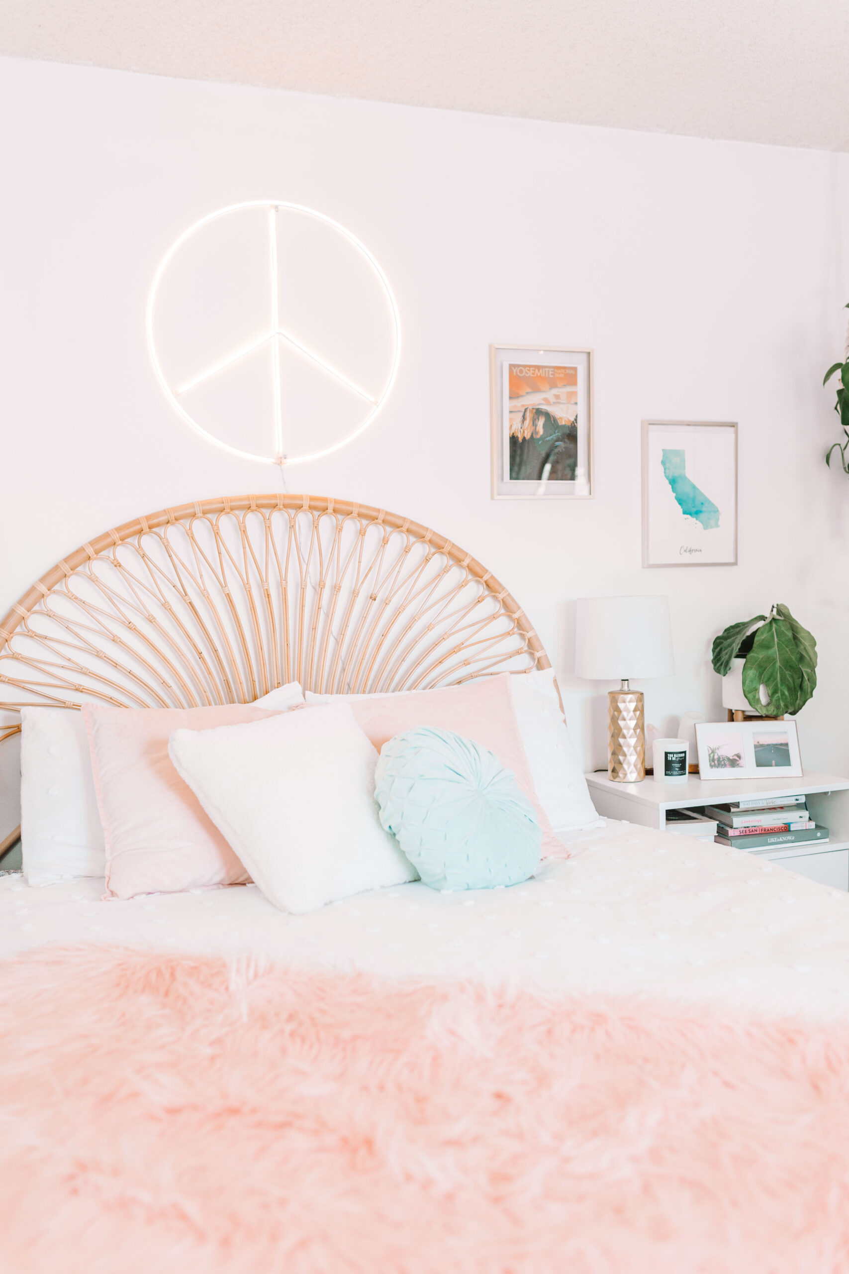 Bohemian Spring Bedroom Refresh - wander abode